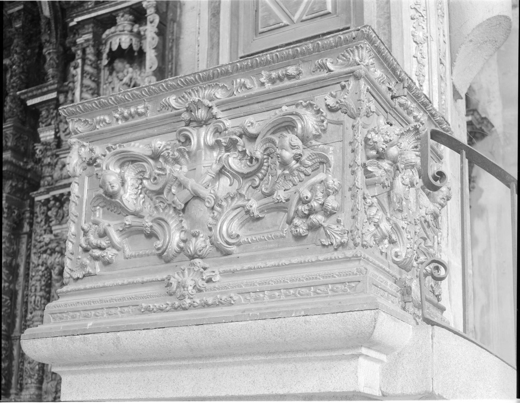 Igreja do antigo Convento de – Biblioteca de Arte / Art Library ...