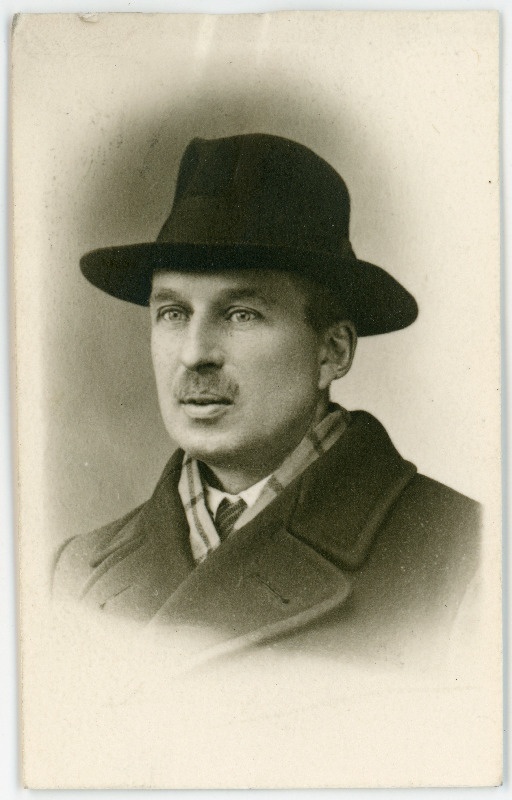 Emil-Hermann-Julius Musso. Passitaotluse foto - Ajapaik