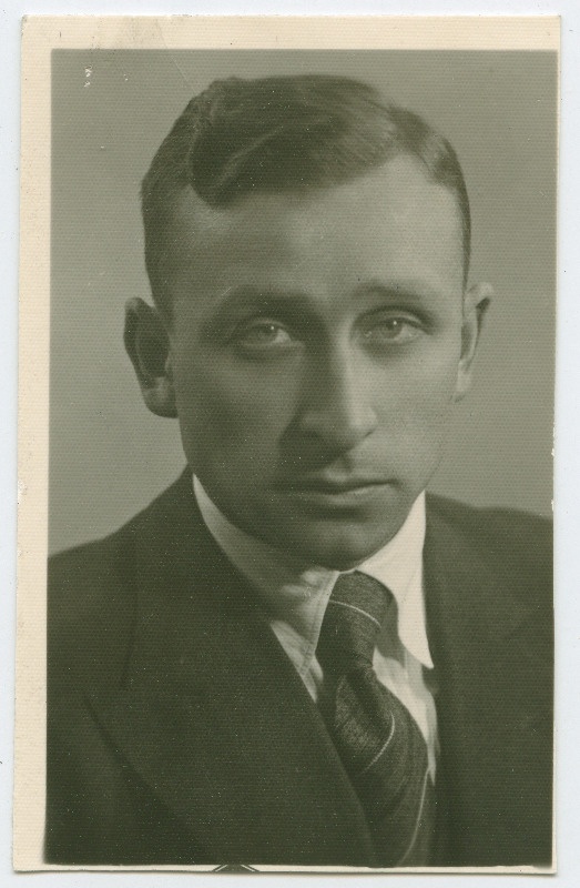 Peeter Neumann. Passitaotluse foto - Ajapaik