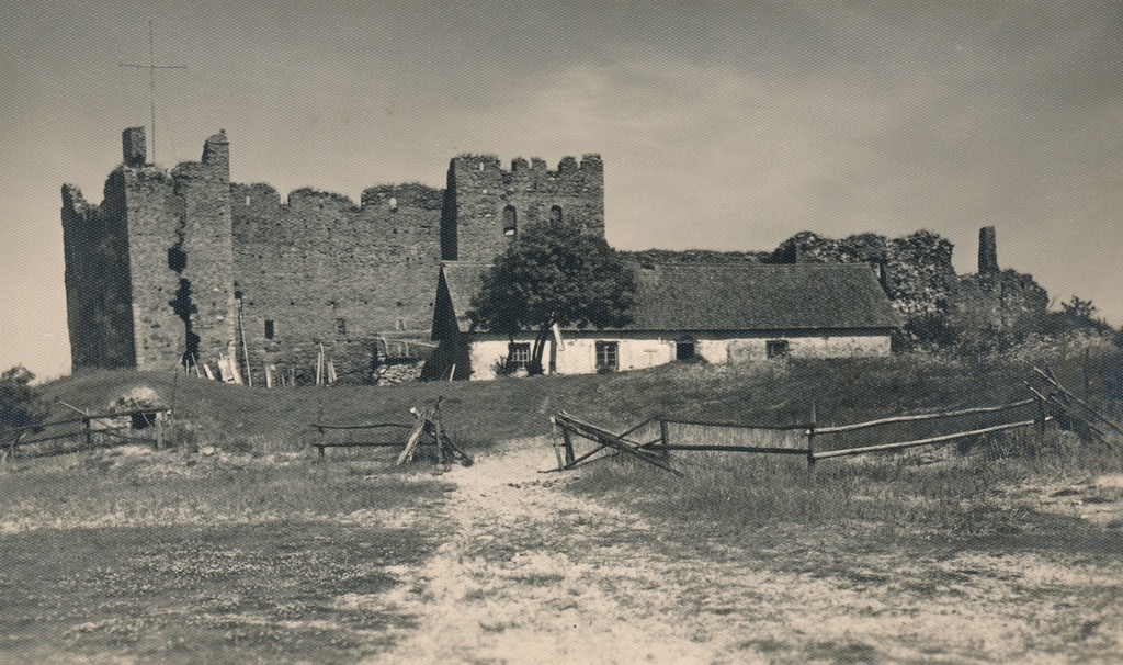 Toolse ordulossi varemed – Johanna Triefeldt - Ajapaik