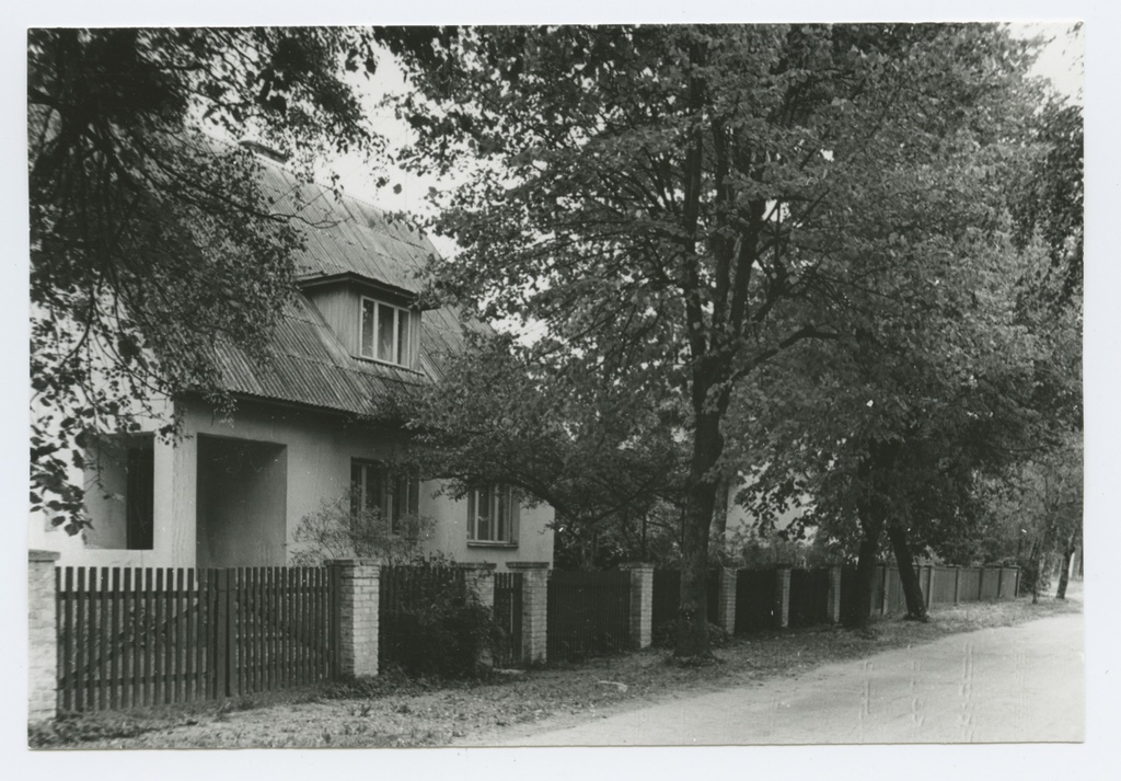 Tallinn. Individuaalelamu Toominga t. 4 – Armin Alla - Ajapaik