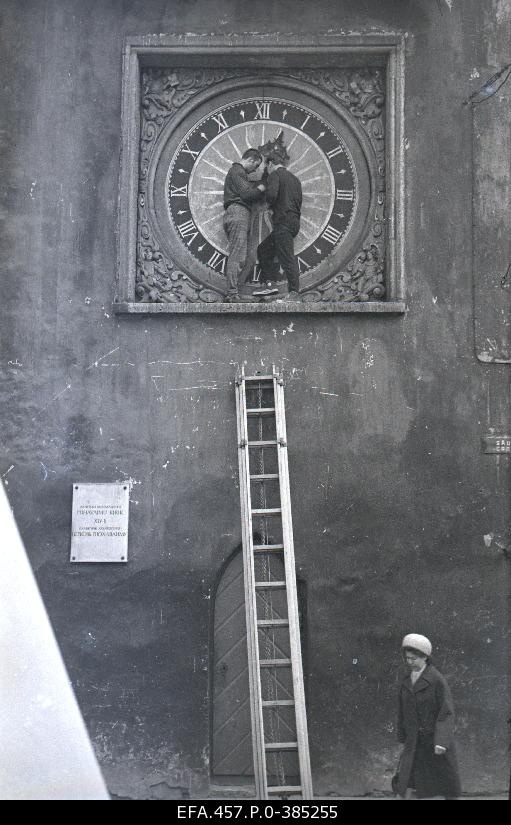 Improving the clock of the - Ajapaik