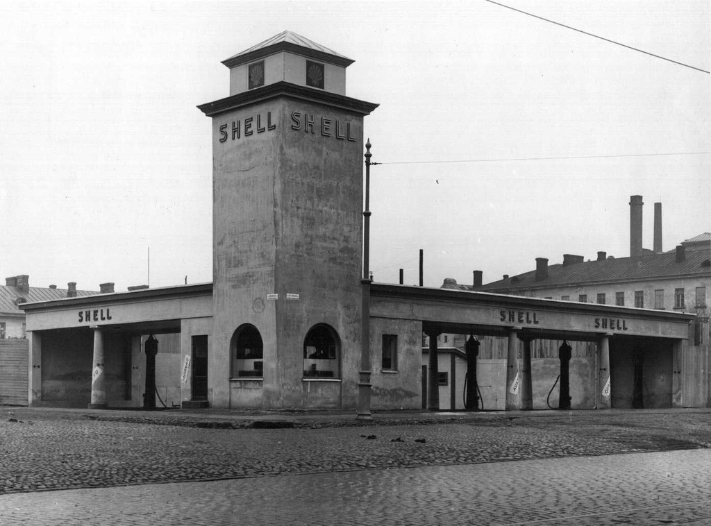 Oy Shell Ab:n huoltoasema, Turun – Sundström Eric, valokuvaaja - Ajapaik