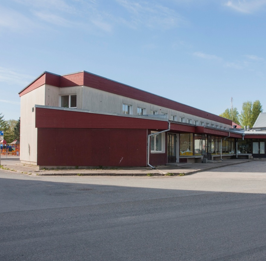 Viiratsi kaubanduskeskus, eestvaade. Arhitekt Valv - Ajapaik