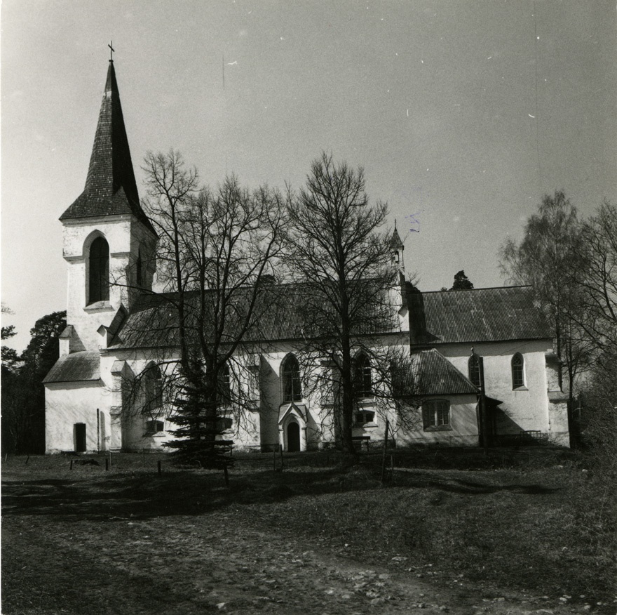 Iisaku kirik, vaade - Ajapaik