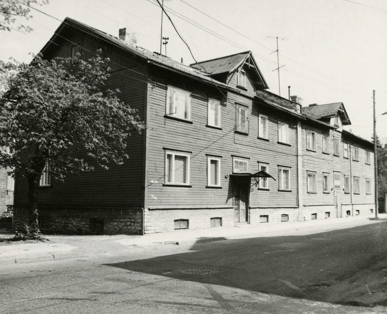 Pelgulinn: Lenderi tüüpi elamud Ristiku - Ajapaik