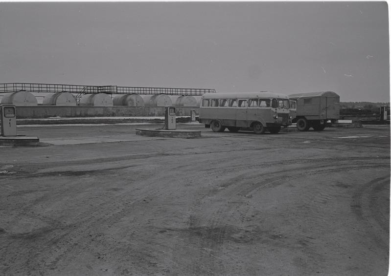 Uhtna kolhoos – Enno Kapstas - Ajapaik