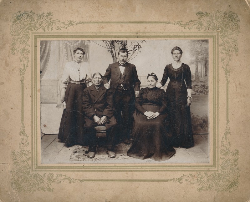 Perekond Veerbaum - Ajapaik