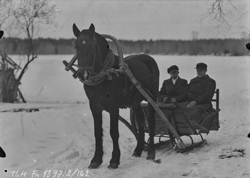Hobune saani ees, saanis kaks – Artur Puurand - Ajapaik