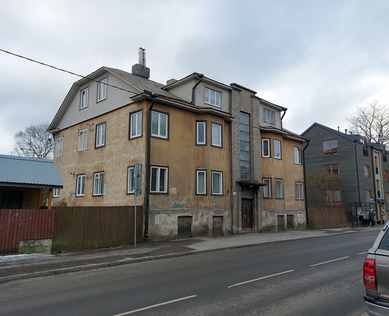 Pelgulinn: Ristiku 33 Tallinna tüüpi – Ann Tenno - Ajapaik