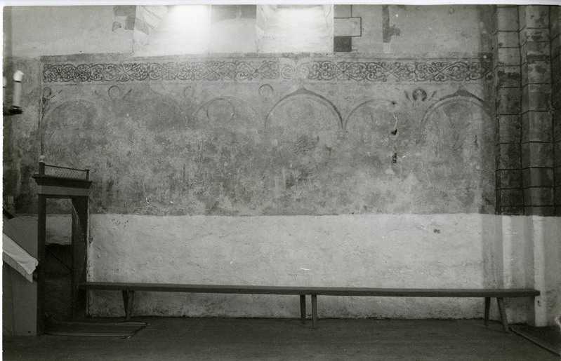 Apostleid kujutavad seinamaalid Valjala kiriku – Jüri Koppel - Ajapaik