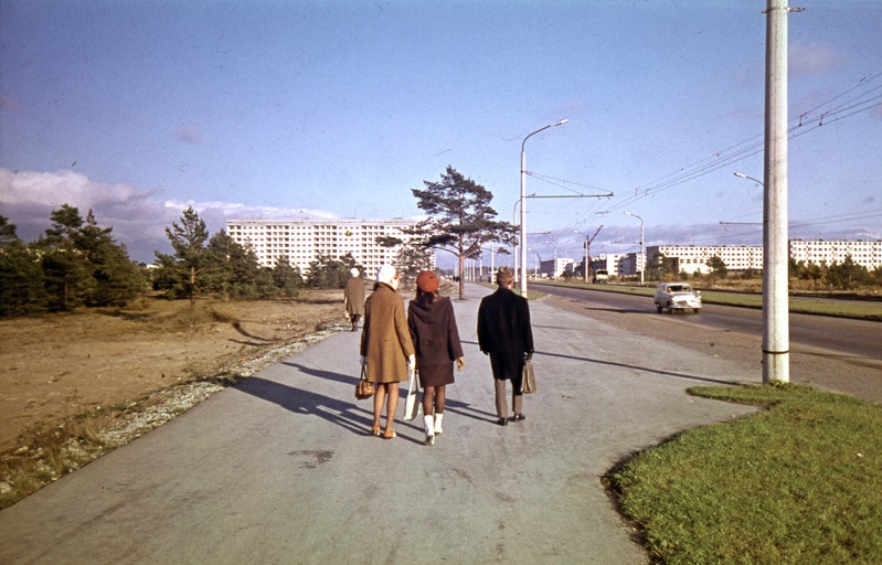 Mustamäe, Sõpruse puiestee Männi pargi – Enno Raag - Ajapaik