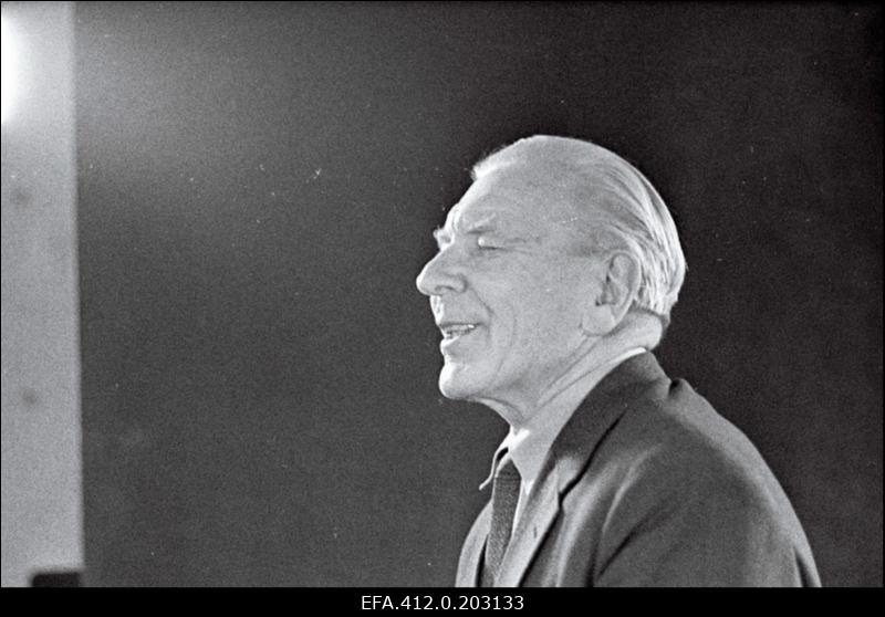 V. Kingissepa nim TRA Draamateatri – Valdur-Peeter Vahi - Ajapaik