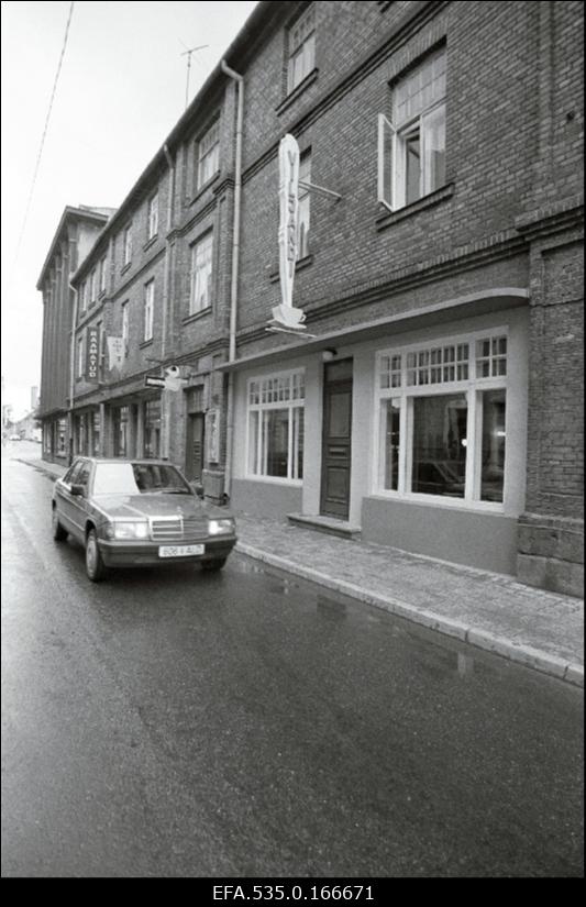 Taasavatud Viljandi kohvik. – Endel Veliste - Ajapaik