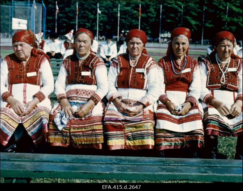 Soome-ugri rahvamuusika konverentsi raames toimunu – Jõekalda, L. - Ajapaik