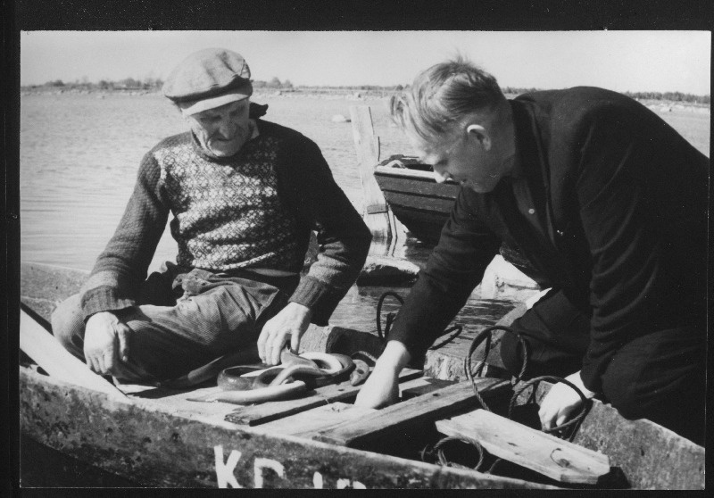 Sõrve Kaluri kolhoosi esimees August – Prooso, I. - Ajapaik