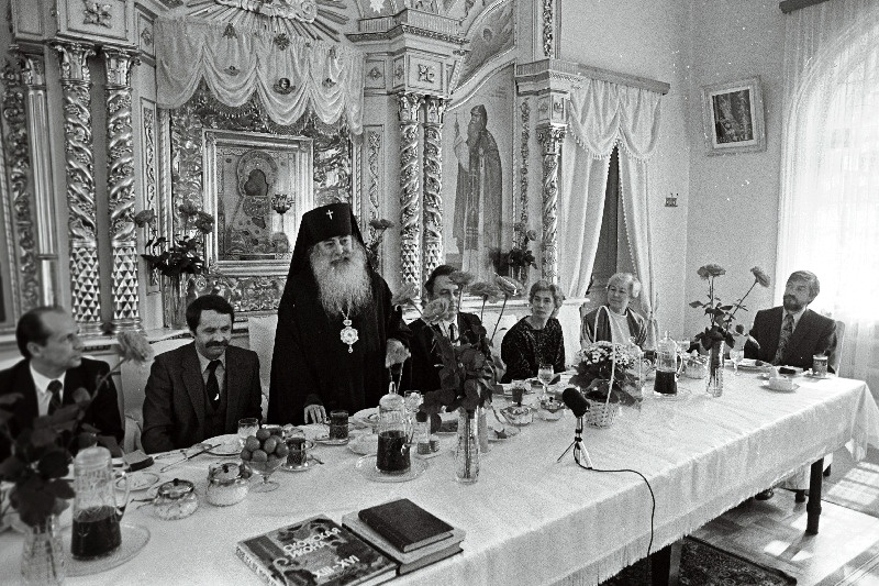 Pidulik lōunasöök Petseri kloostris kloostri – Michelson, L. - Ajapaik